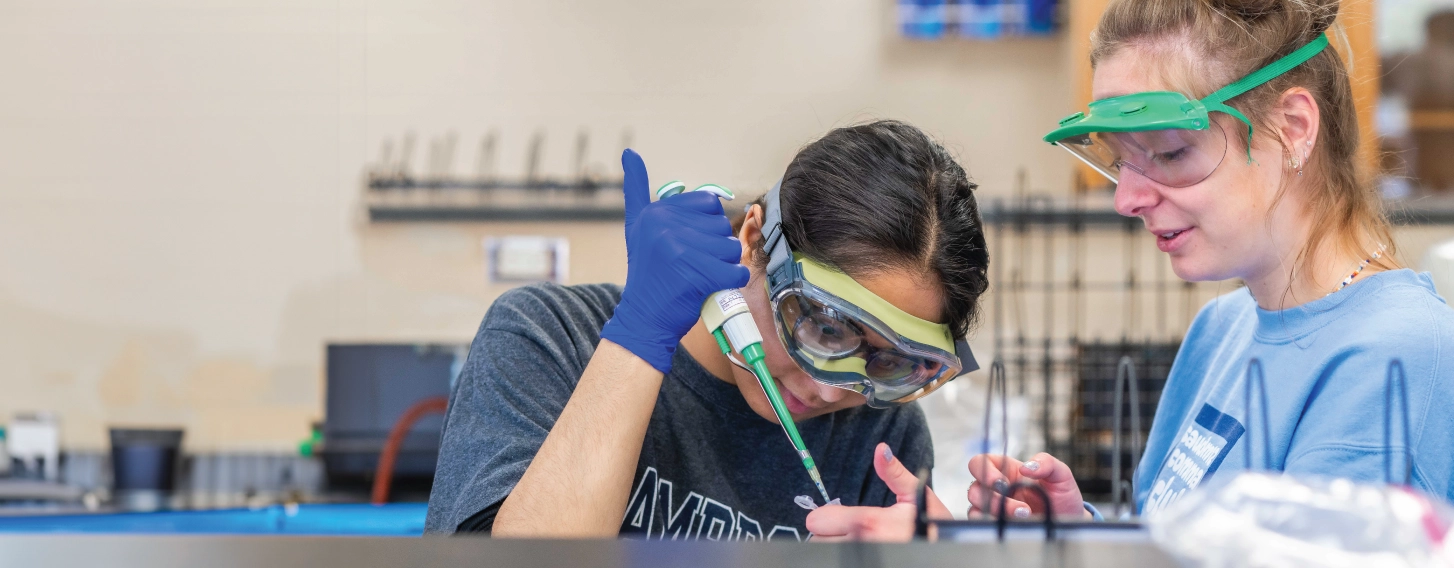 Bachelor of Science in Biochemistry | St. Ambrose University